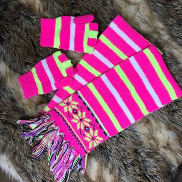 Justice | Matching Sets | Nwot Justice Reversible Metallic Fringe Scarf ...